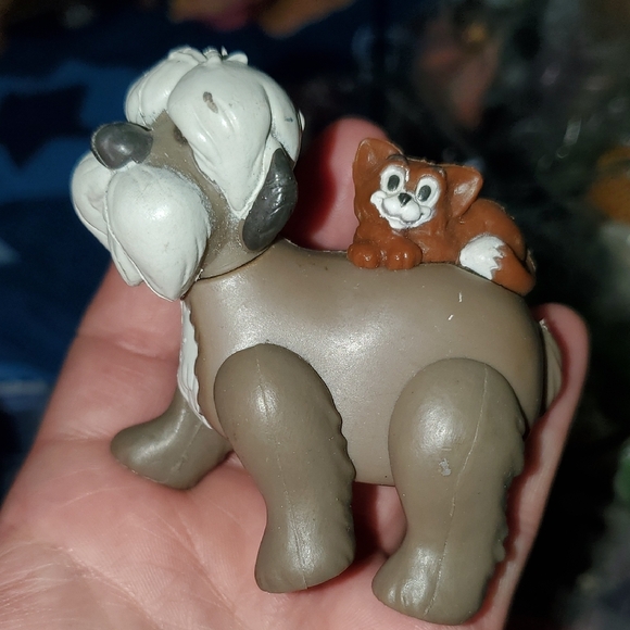 Disney | Toys | 10 Disney 101 Dalmatians Colonel Dog And Cat Figurine ...